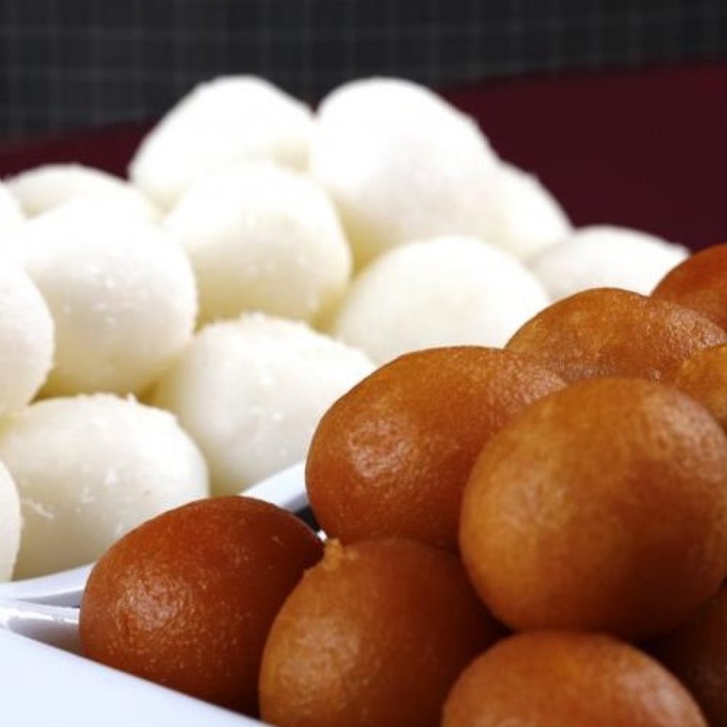 Gulab Jaman & Barfi Platter - Mushtaq's Sweets